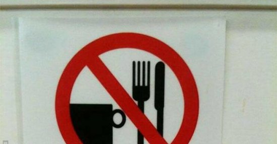 Do not eat coffee with knife and fork - DEBESTE.de
